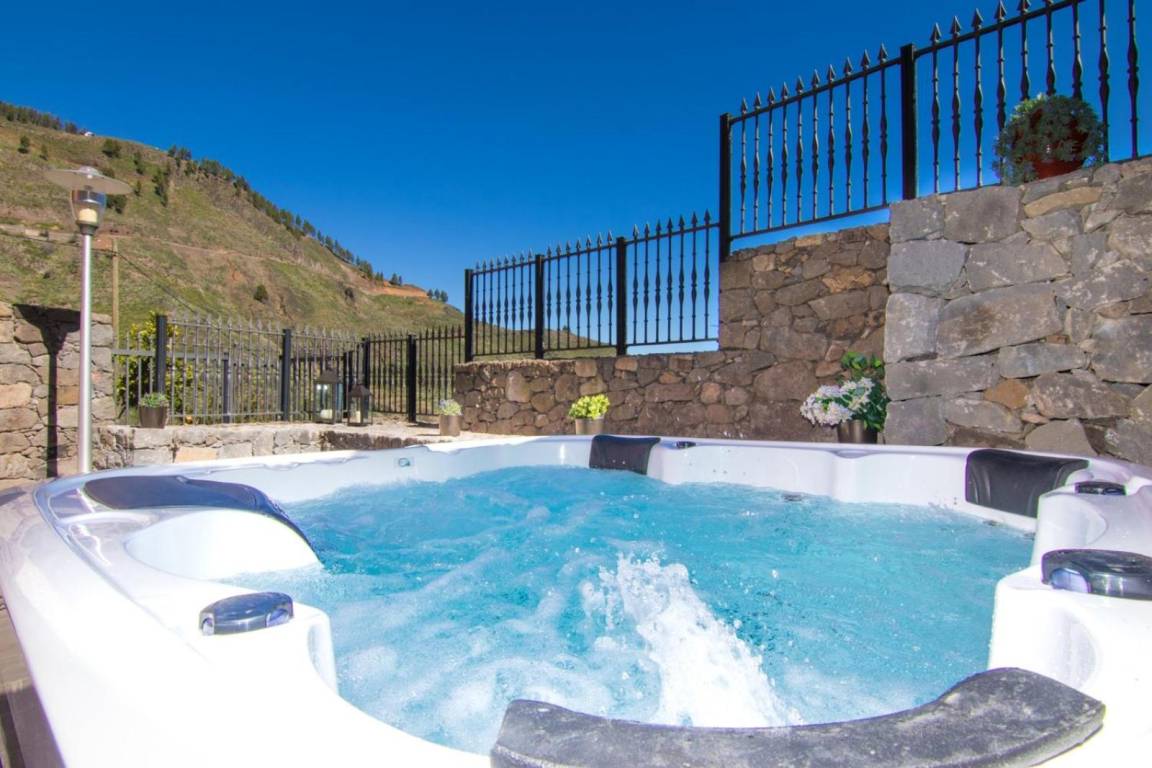 350 M² Villa ∙ 5 Habitaciones ∙ 14 Huéspedes - Gran Canaria