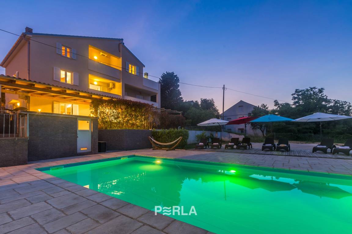 80 M² Apartamento ∙ 2 Habitaciones ∙ 6 Huéspedes - Nerezine