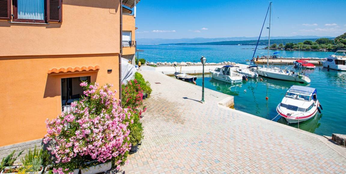 57 M² Apartment ∙ 2 Bedrooms ∙ 5 Guests - Malinska