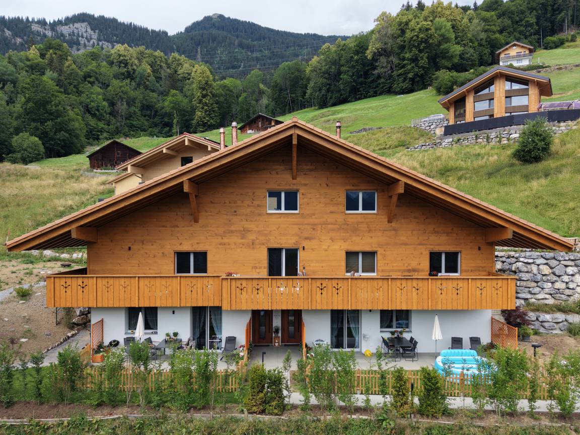 73 M² Ferienwohnung ∙ 2 Schlafzimmer ∙ 4 Gäste - Hasliberg