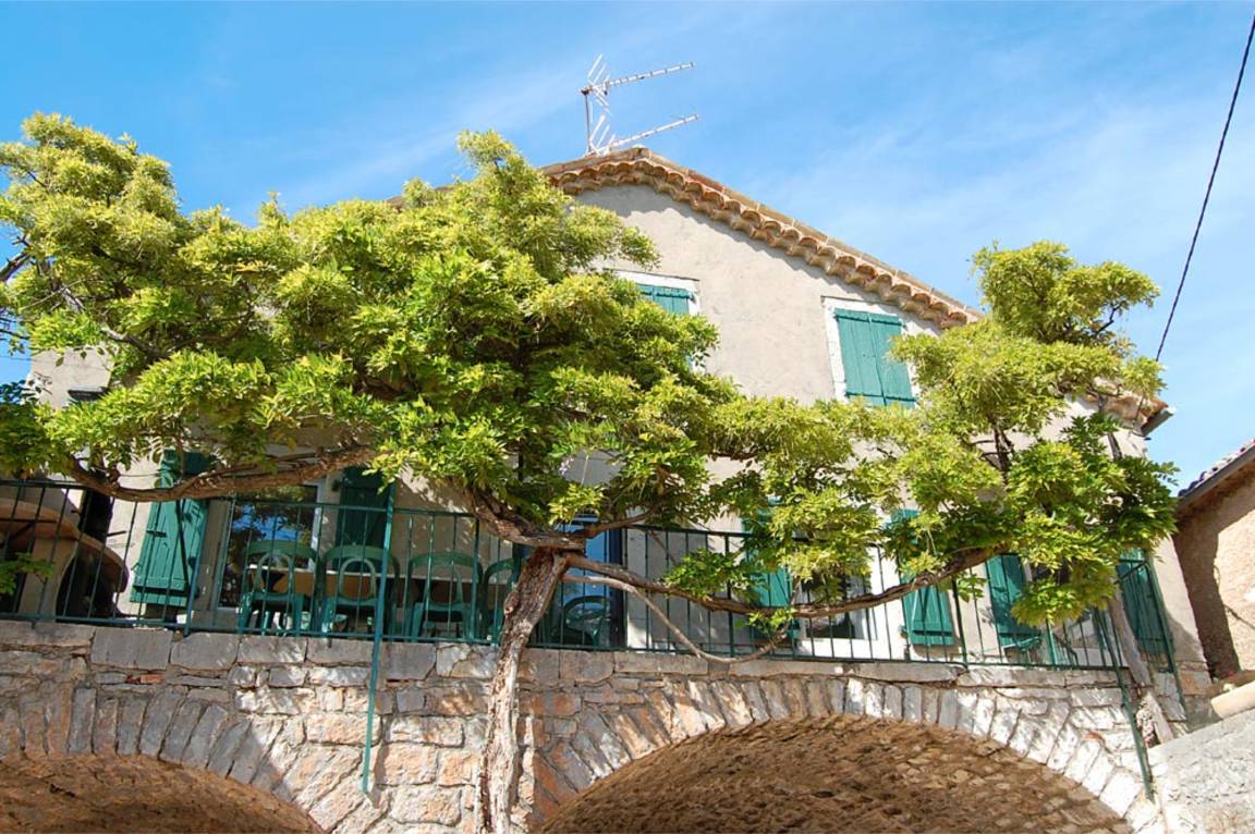 110 M² Maison De Vacances ∙ 4 Chambres ∙ 10 Personnes - Ardèche