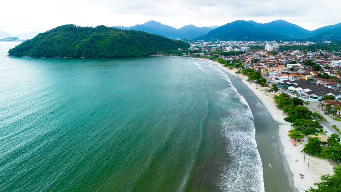 100 M² Casa ∙ 2 Quartos ∙ 6 Hóspedes - Ubatuba