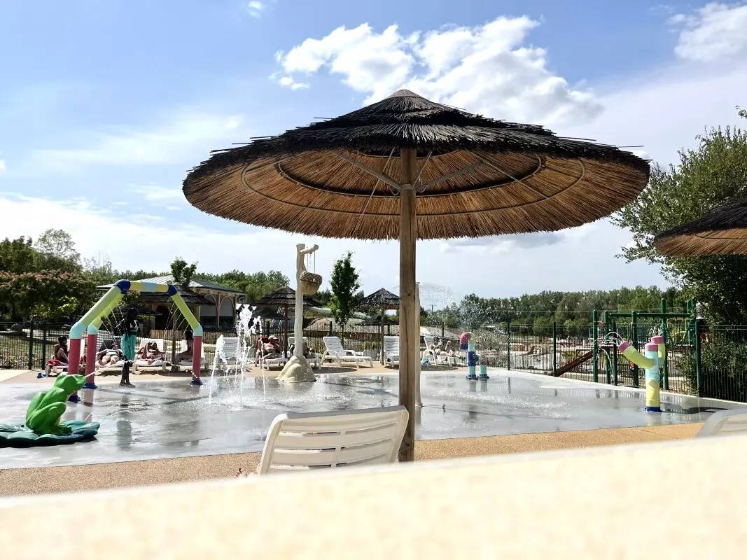 28 M² Mobil-home ∙ 2 Chambres ∙ 4 Personnes - Aizenay