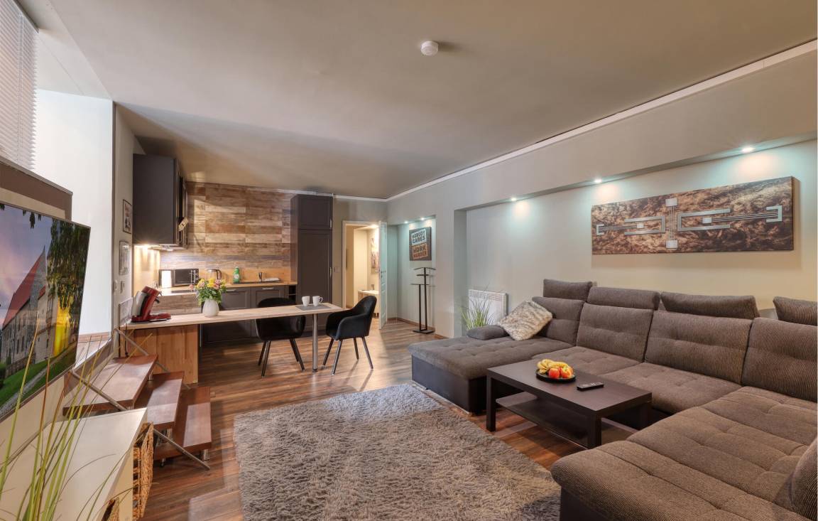 82 M² Ferienwohnung ∙ 1 Schlafzimmer ∙ 3 Gäste - Flechtingen
