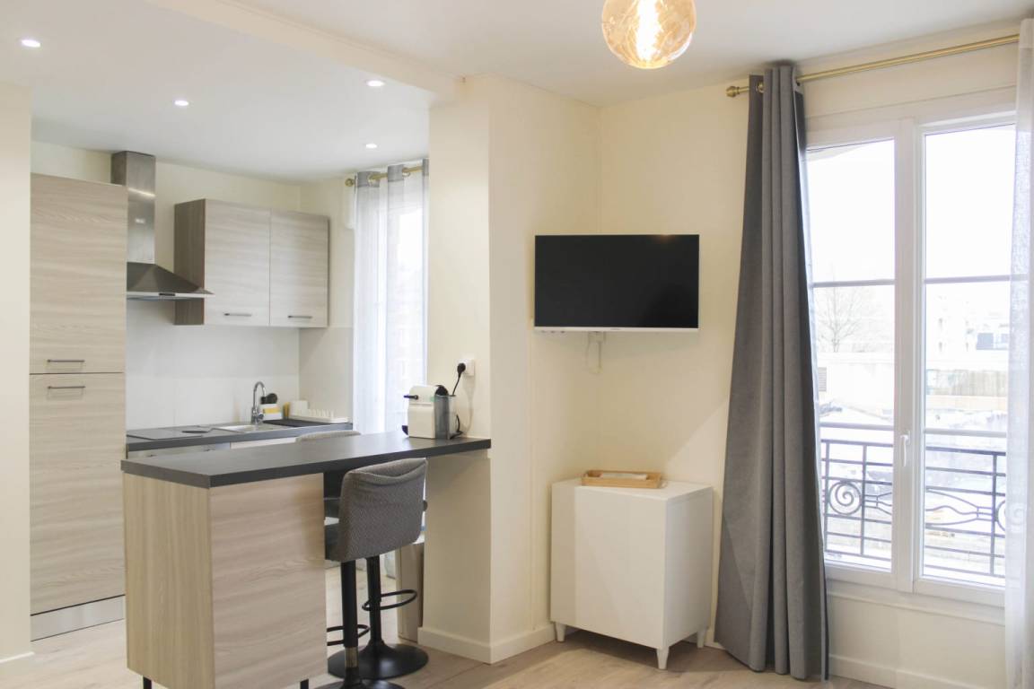 21 M² Monolocale ∙ 2 Ospiti - Clichy