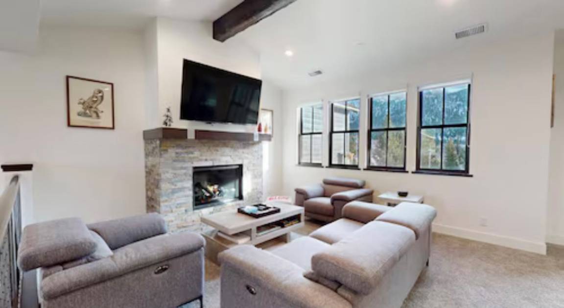158 M² Condo ∙ 3 Bedrooms ∙ 10 Guests - Mammoth Lakes, CA
