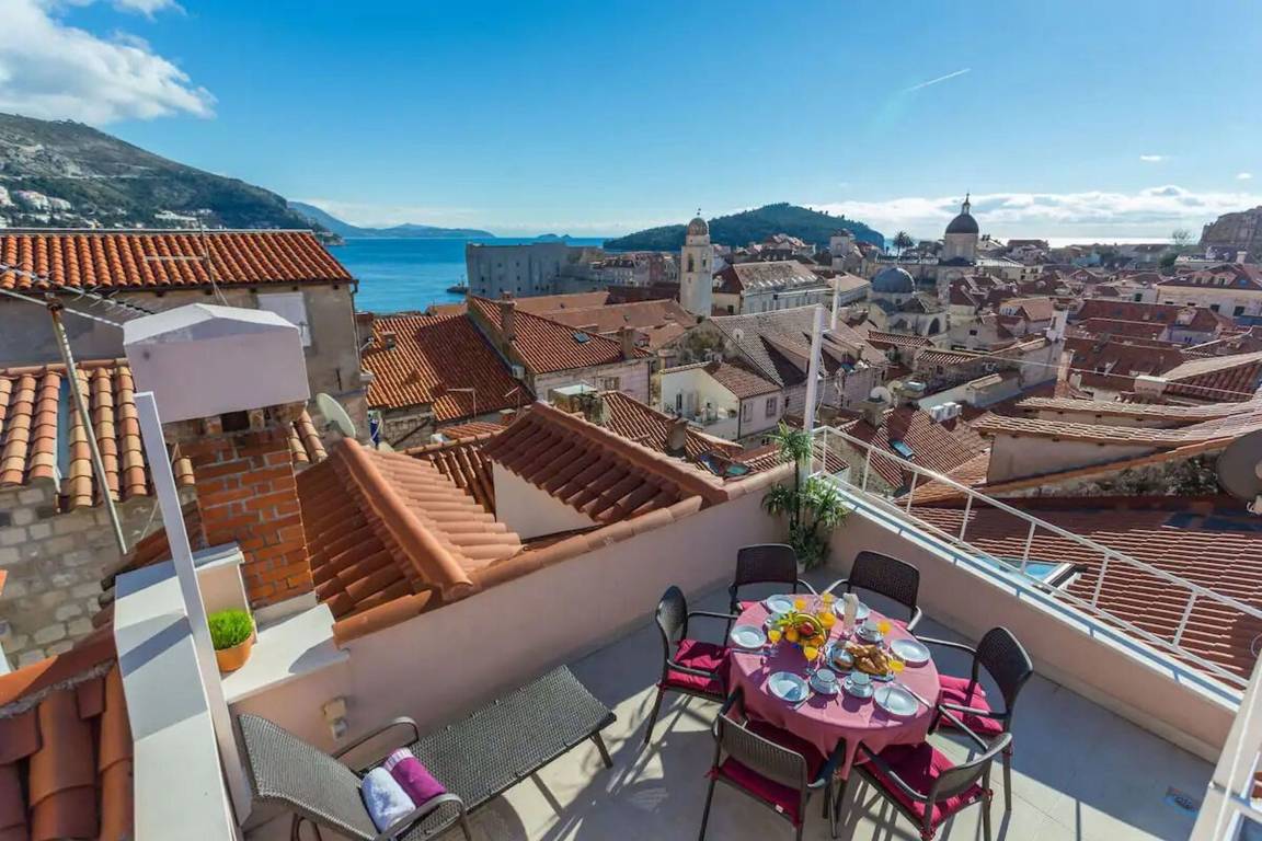 150 M² House ∙ 3 Bedrooms ∙ 6 Guests - Dubrovnik