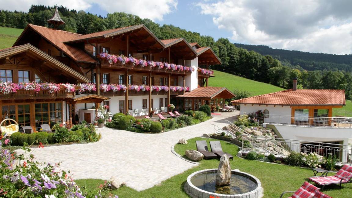 Hotel ∙ 2 Gäste - Maibrunn