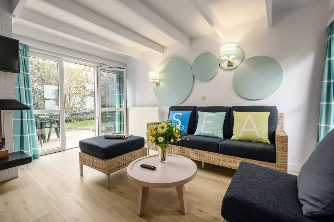 59 M² Caravan ∙ 2 Bedrooms ∙ 4 Guests - Flanders
