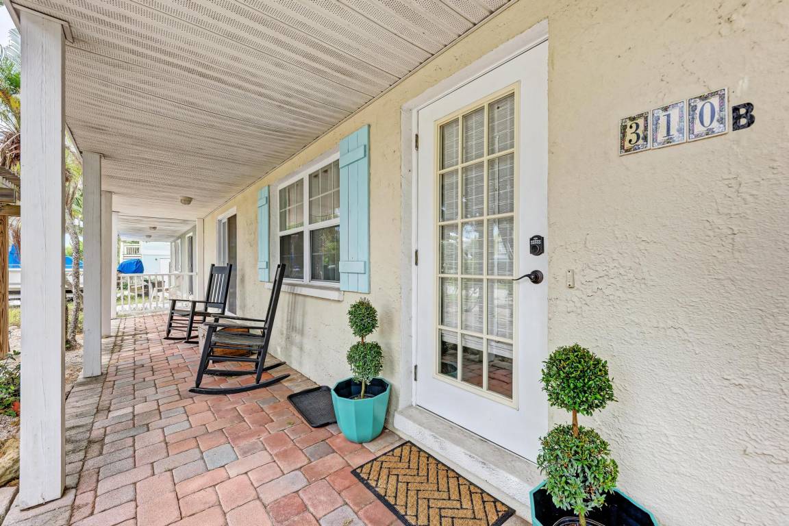 House ∙ 2 Bedrooms ∙ 6 Guests - Holmes Beach, FL