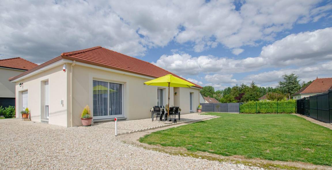 92 M² Gîte ∙ 3 Chambres ∙ 6 Personnes - Marne