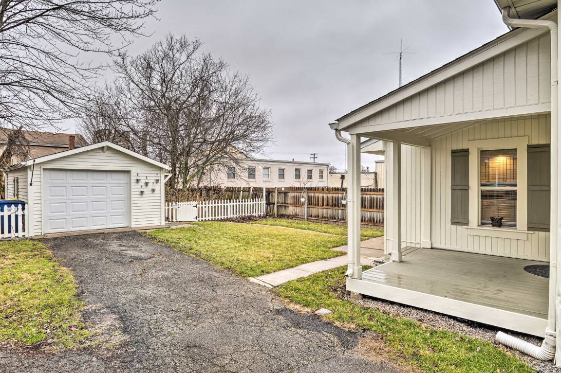 127 M² House ∙ 2 Bedrooms ∙ 4 Guests - DePauw University, Greencastle