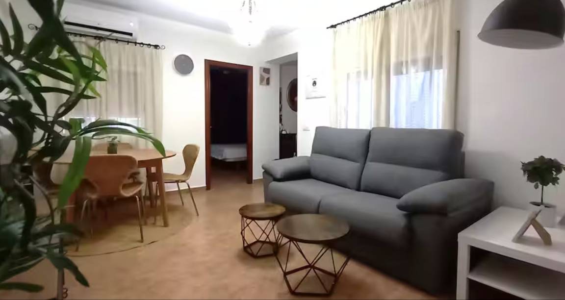 80 M² Apartamento ∙ 3 Habitaciones ∙ 6 Huéspedes - Córdoba, Espagne