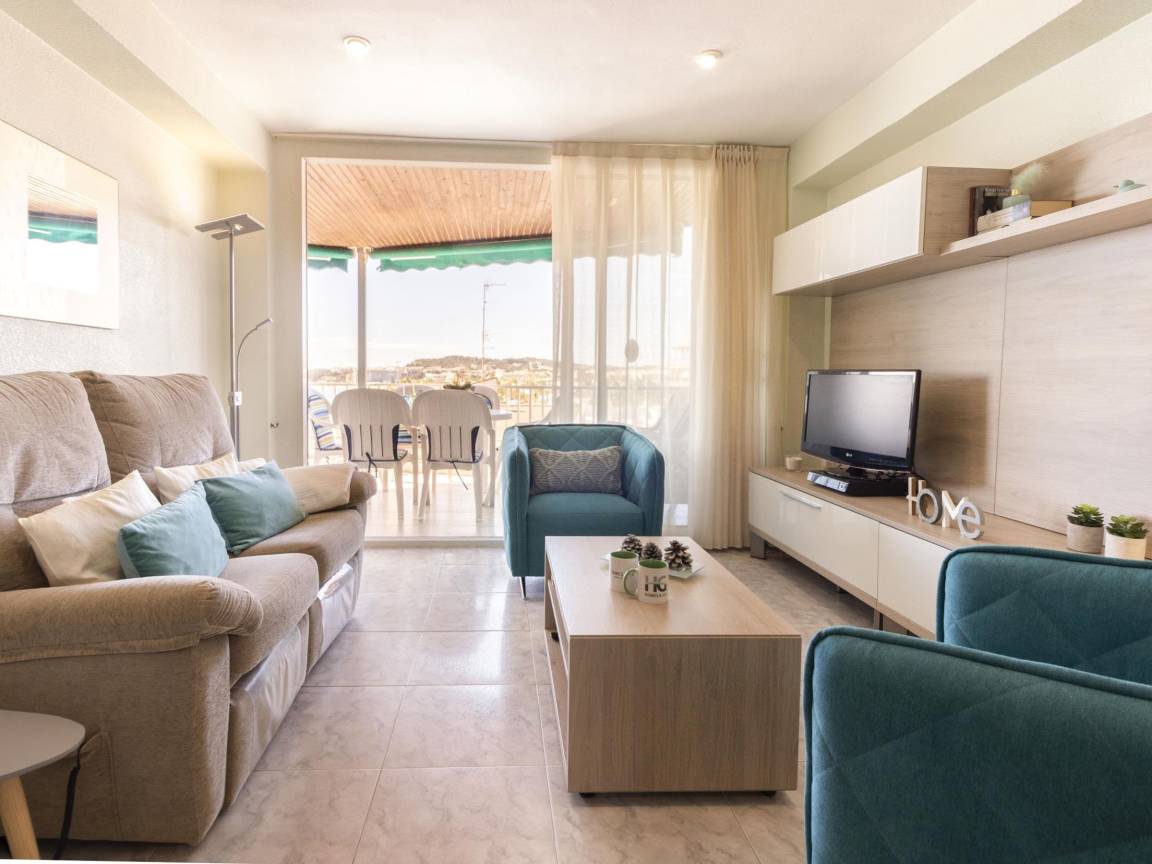 85 M² Apartamento ∙ 1 Habitación ∙ 6 Huéspedes - La Pineda