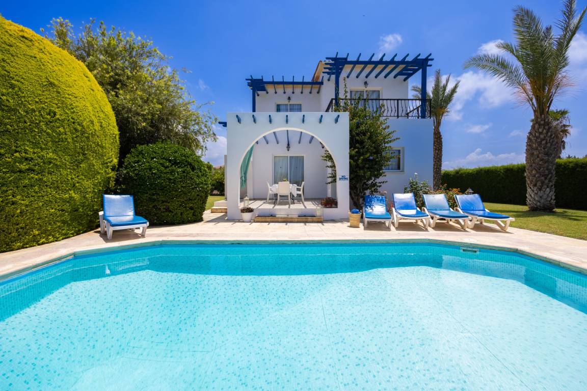 80 M² Villa ∙ 3 Habitaciones ∙ 6 Huéspedes - Argaka