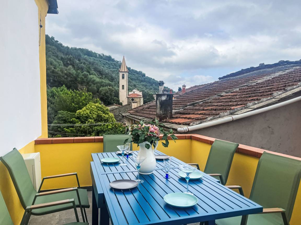 90 M² Maison De Vacances ∙ 3 Chambres ∙ 6 Personnes - Imperia