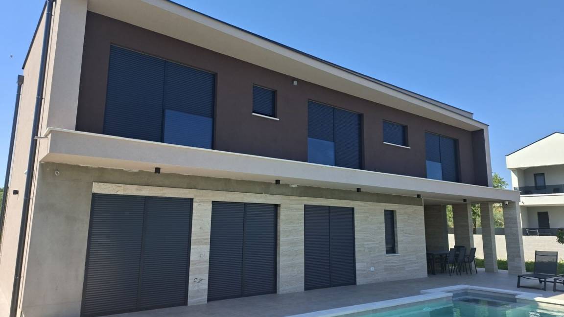 170 M² Villa ∙ 4 Chambres ∙ 10 Personnes - Krnica