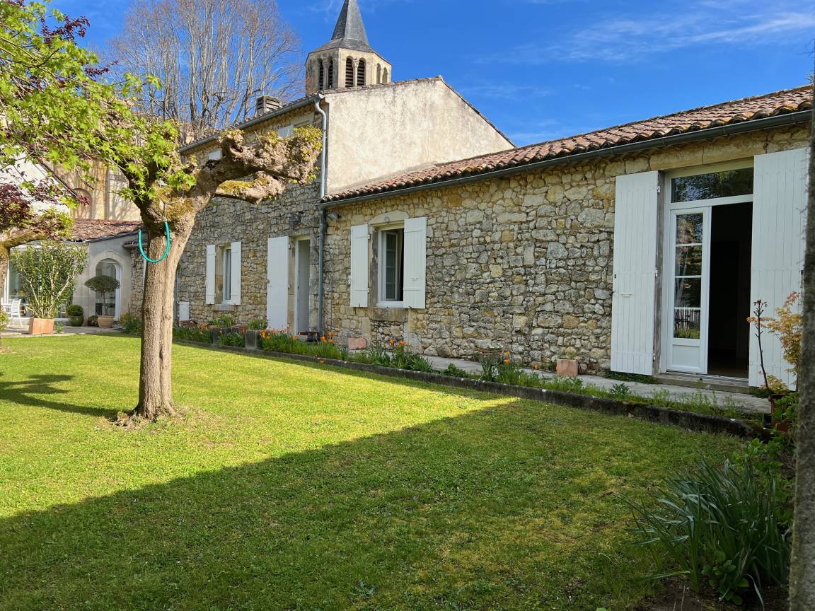 120 M² House ∙ 3 Bedrooms ∙ 6 Guests - Lesparre-Médoc