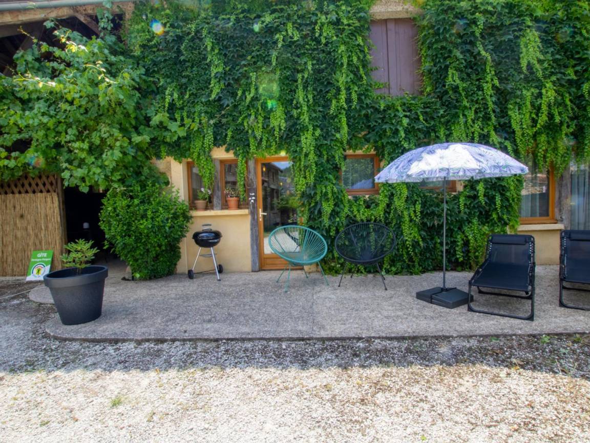 64 M² Cottage ∙ 2 Bedrooms ∙ 4 Guests - Dordogne