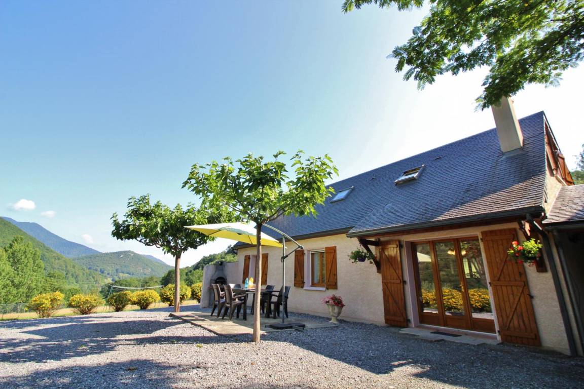 100 M² Gîte ∙ 4 Chambres ∙ 8 Personnes - Occitanie