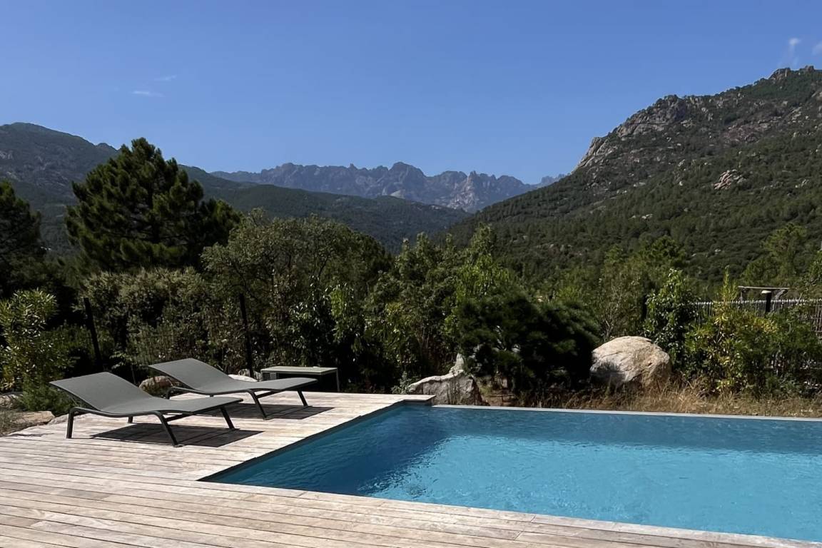 158 M² Villa ∙ 4 Slaapkamers ∙ 8 Gasten - Sainte-Lucie-de-Porto-Vecchio