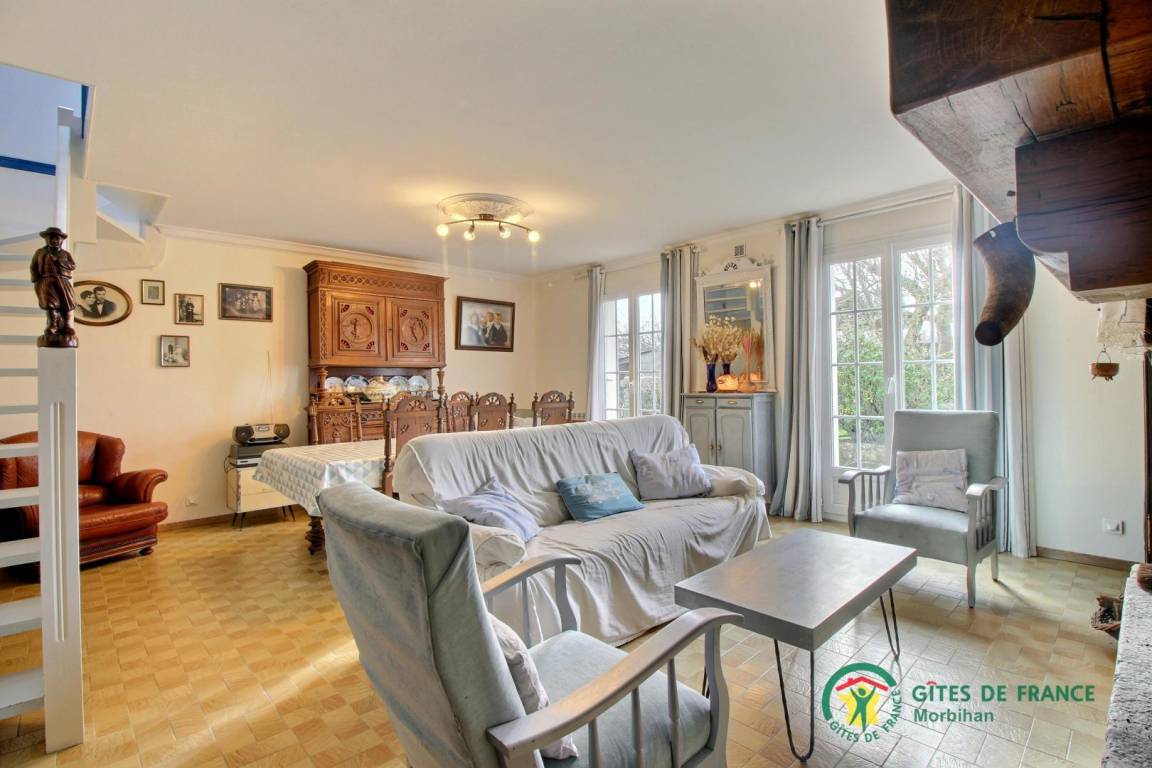 130 M² Gîte ∙ 5 Chambres ∙ 10 Personnes - Étel