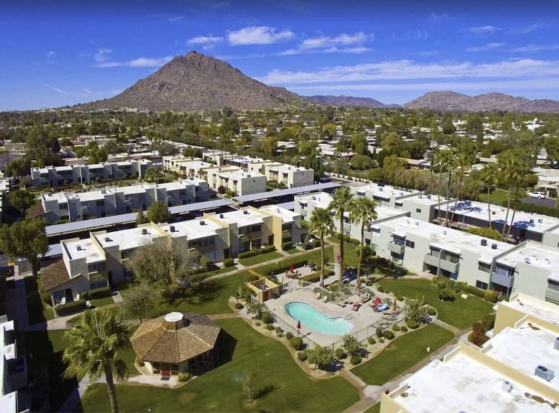 Apartment ∙ 2 Bedrooms ∙ 6 Guests - Scottsdale, AZ