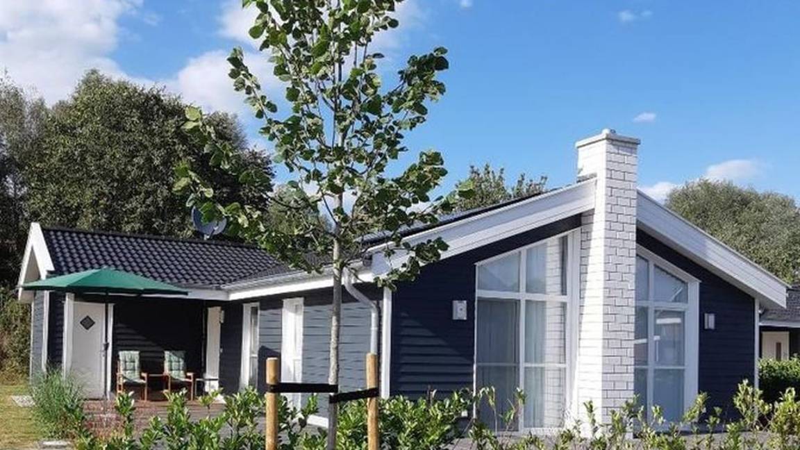 77 M² Huis ∙ 2 Slaapkamers ∙ 4 Gasten - Nordhorn