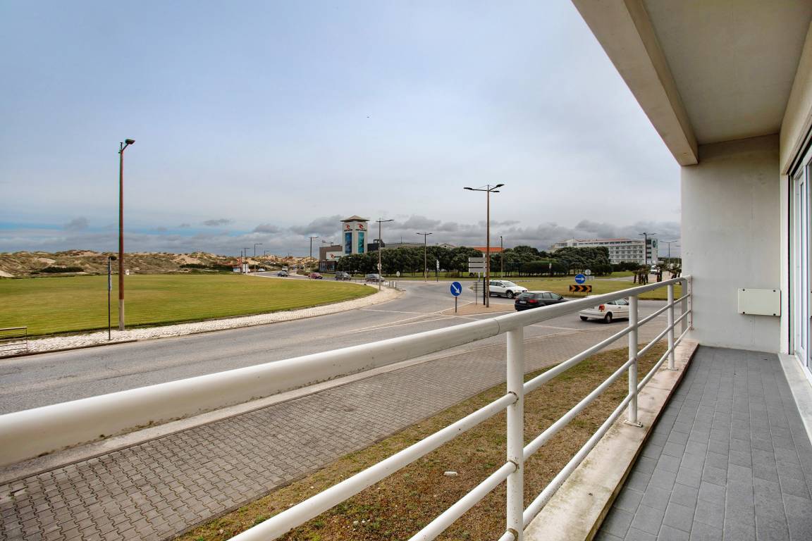 132 M² Apartamento ∙ 3 Quartos ∙ 6 Hóspedes - Peniche