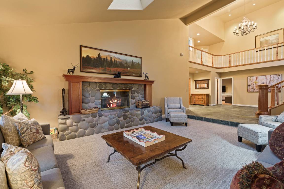 517 M² House ∙ 5 Bedrooms ∙ 12 Guests - Oregon