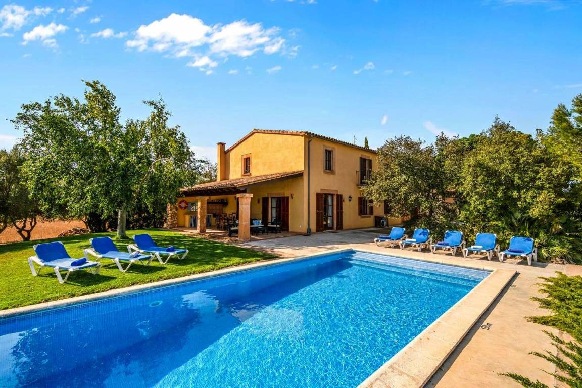 250 M² House ∙ 4 Bedrooms ∙ 7 Guests - Manacor