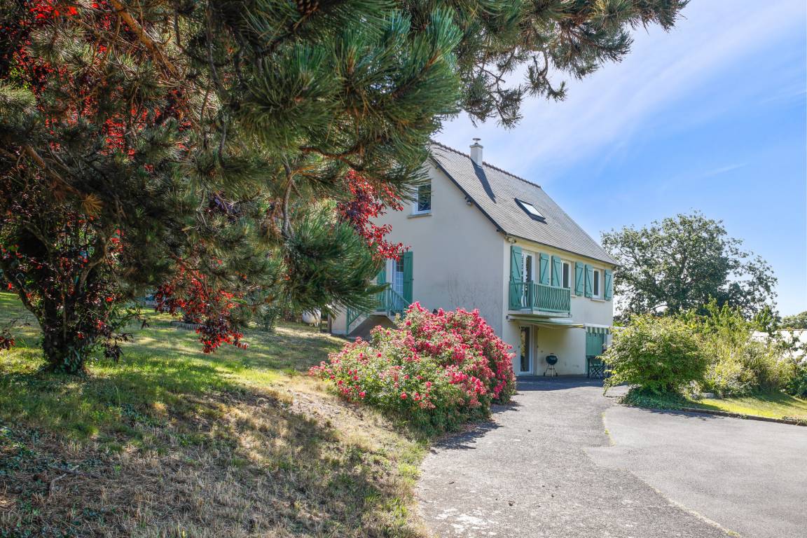 106 M² Huis ∙ 4 Slaapkamers ∙ 10 Gasten - Erquy