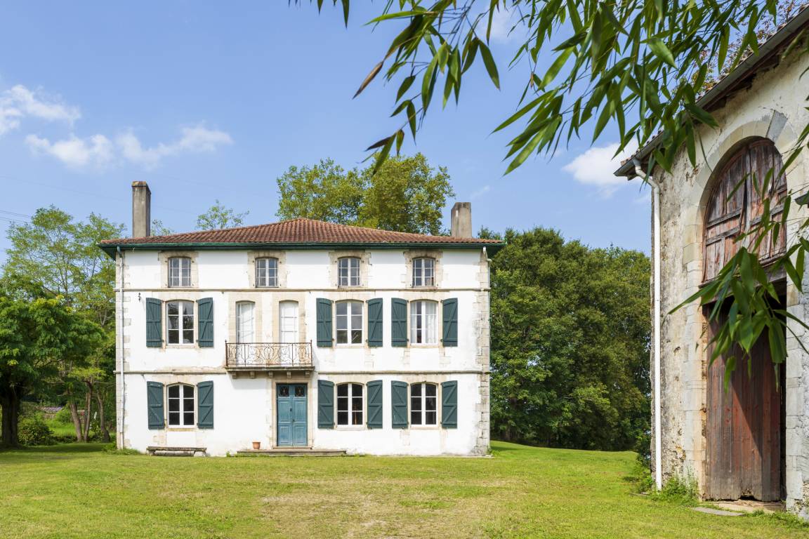 600 M² Casa ∙ 8 Habitaciones ∙ 15 Huéspedes - País Vasco francés