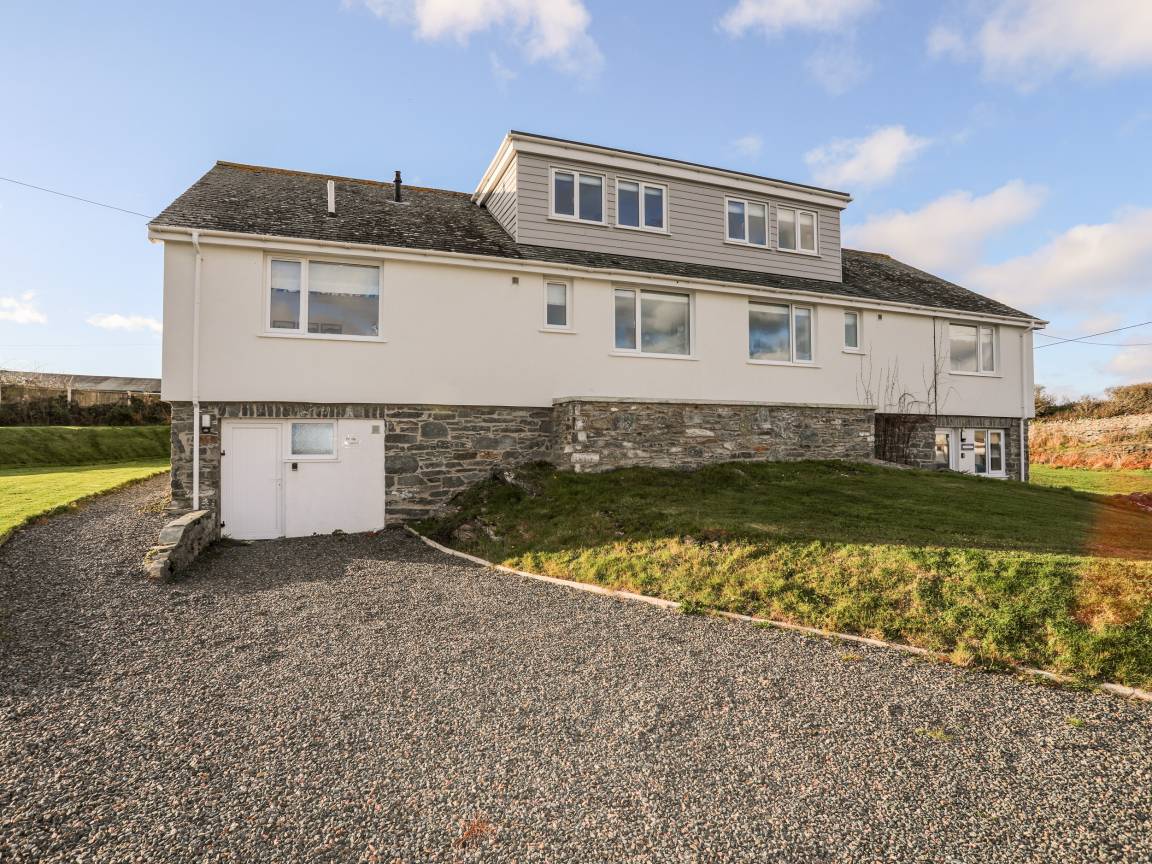 Cottage ∙ 2 Bedrooms ∙ 4 Guests - Trearddur Bay