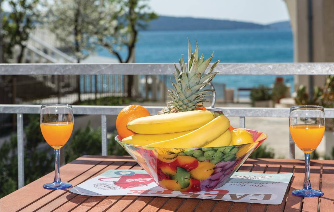 81 M² Apartamento ∙ 2 Habitaciones ∙ 6 Huéspedes - Split