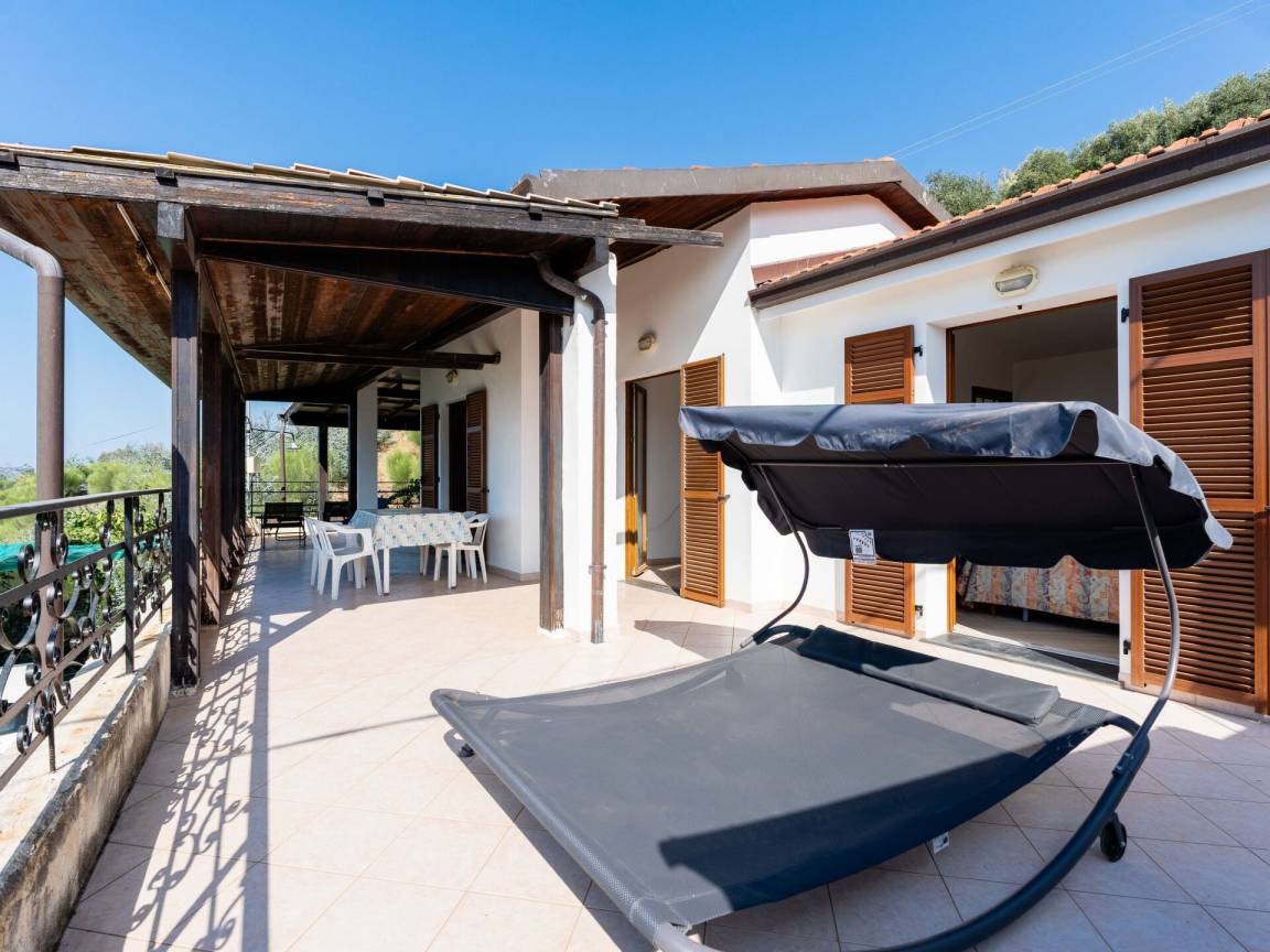80 M² Villa ∙ 1 Chambre ∙ 4 Personnes - Santo Stefano al Mare