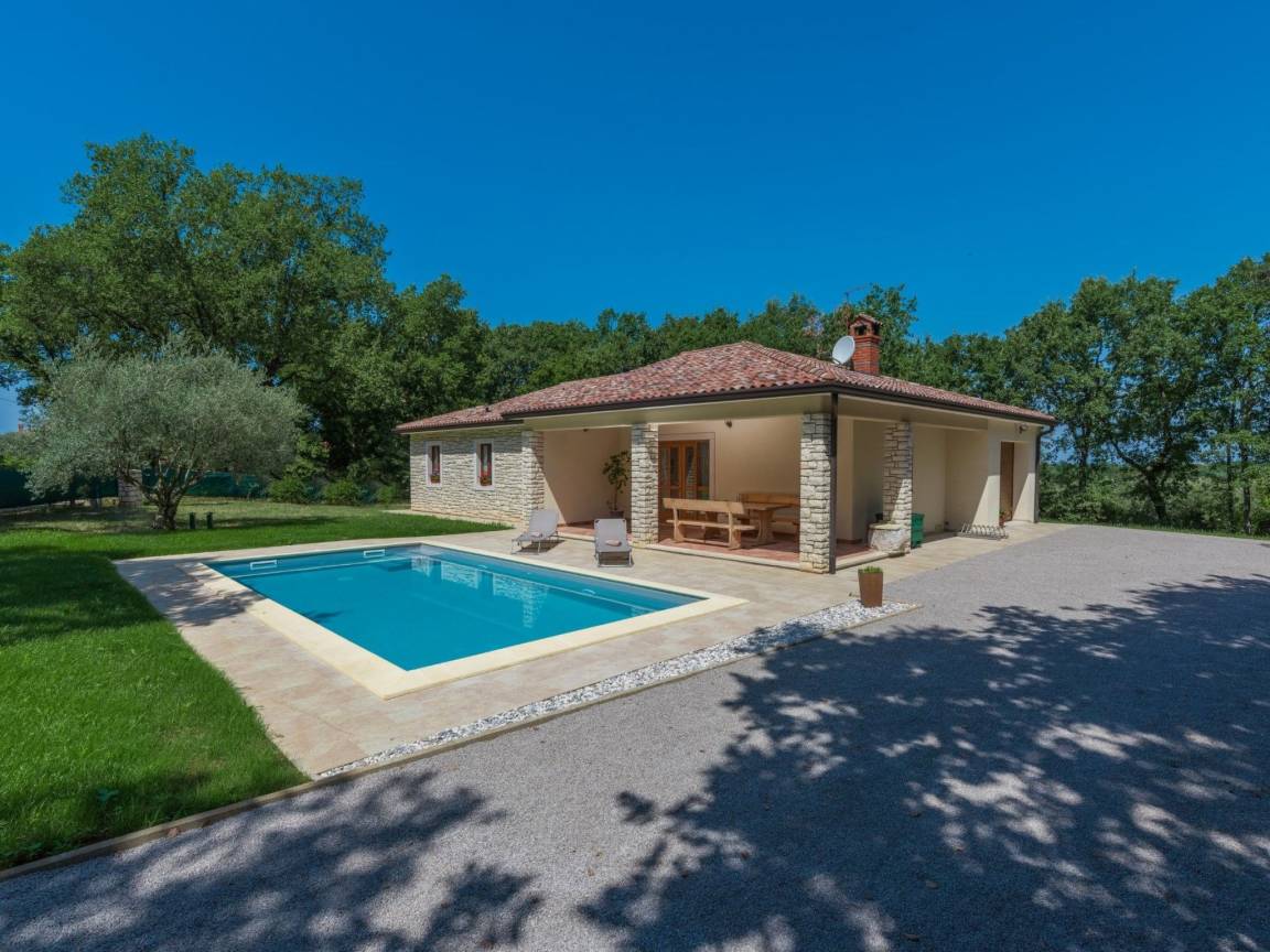70 M² Ferienhaus ∙ 2 Schlafzimmer ∙ 6 Gäste - Umag