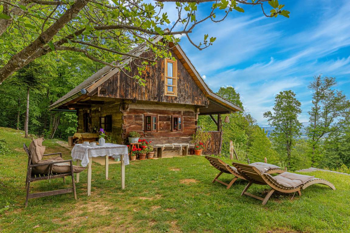 26 M² Chalet ∙ 1 Slaapkamer ∙ 3 Gasten - Slovenië