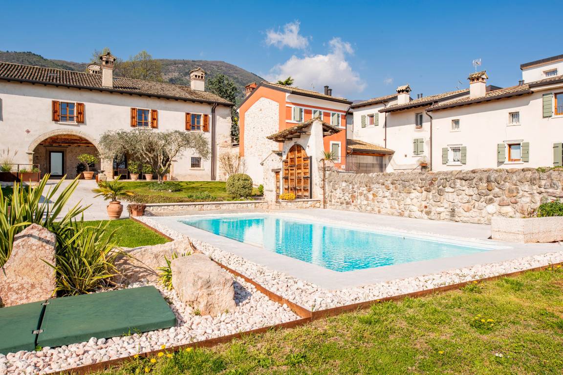 54 M² Ferienwohnung ∙ 1 Schlafzimmer ∙ 4 Gäste - Torri del Benaco