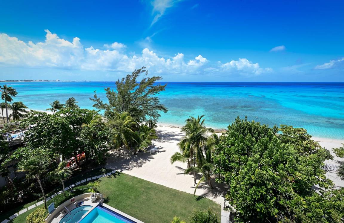 Apartment ∙ 4 Bedrooms ∙ 10 Guests - West Bay