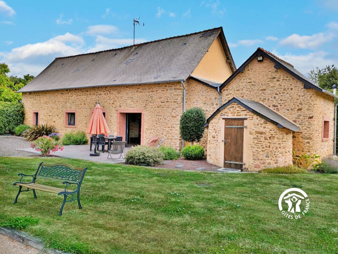 97 M² Cottage ∙ 3 Chambres ∙ 6 Personnes - Musée Robert Tatin