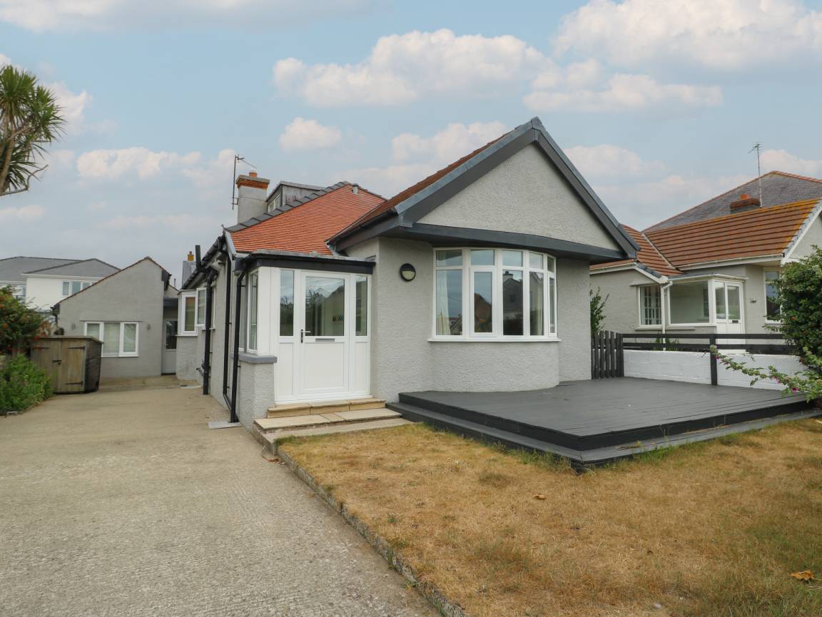 Cottage ∙ 5 Bedrooms ∙ 10 Guests - Rhosneigr