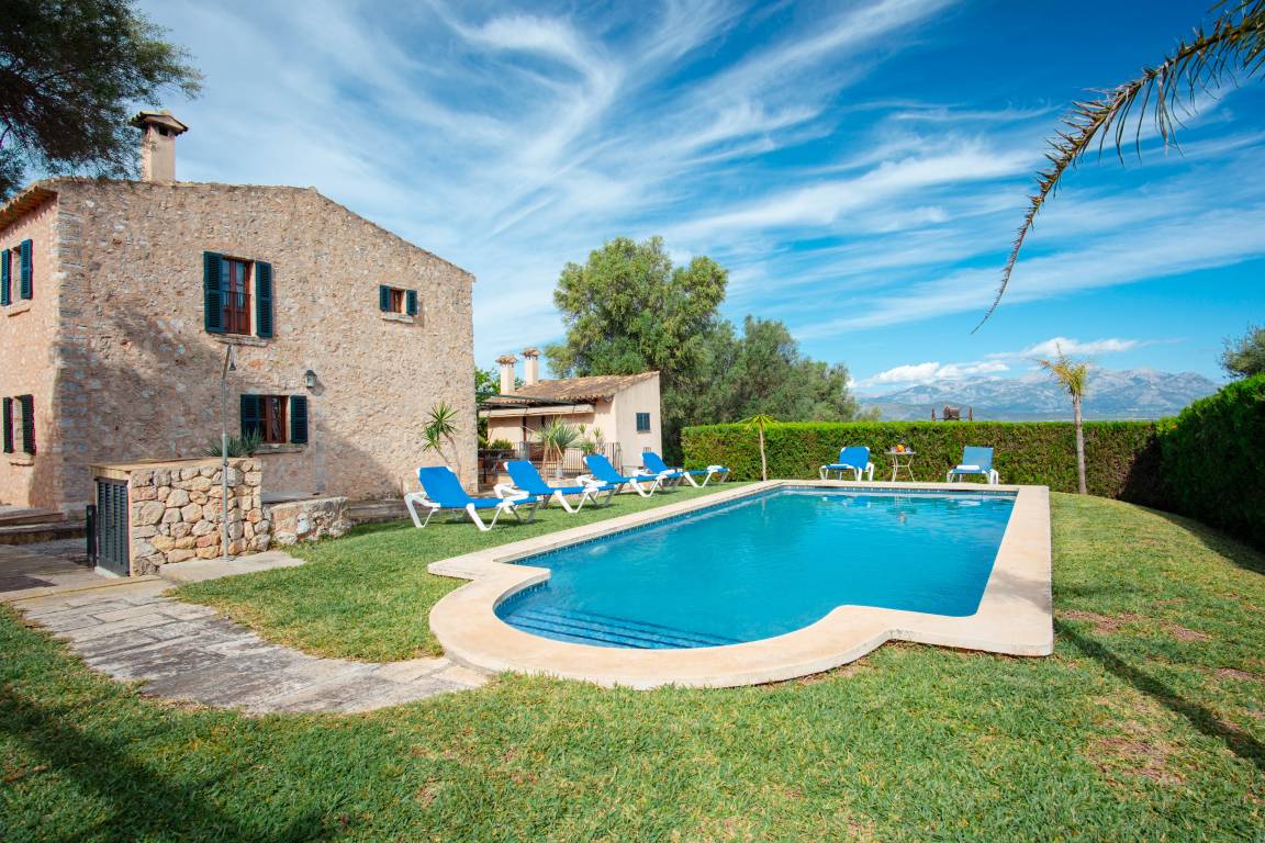 200 M² House ∙ 3 Bedrooms ∙ 6 Guests - Muro