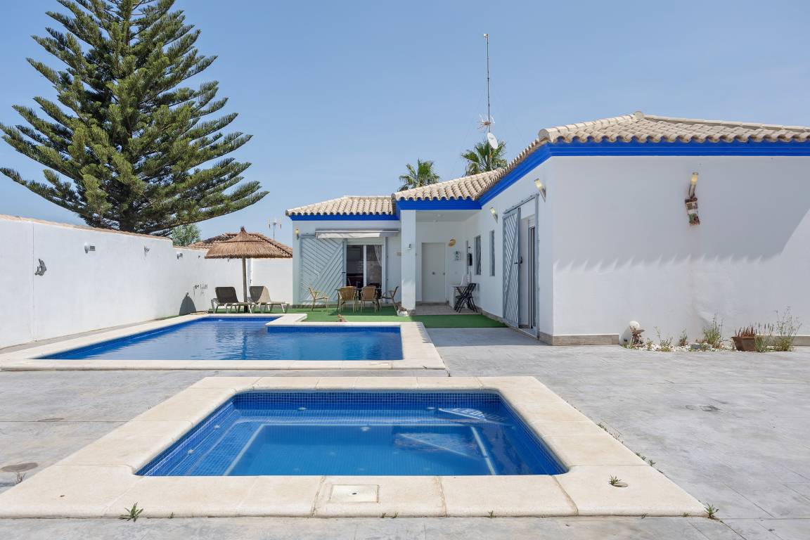 90 M² Casa ∙ 3 Habitaciones ∙ 6 Huéspedes - Chiclana de la Frontera