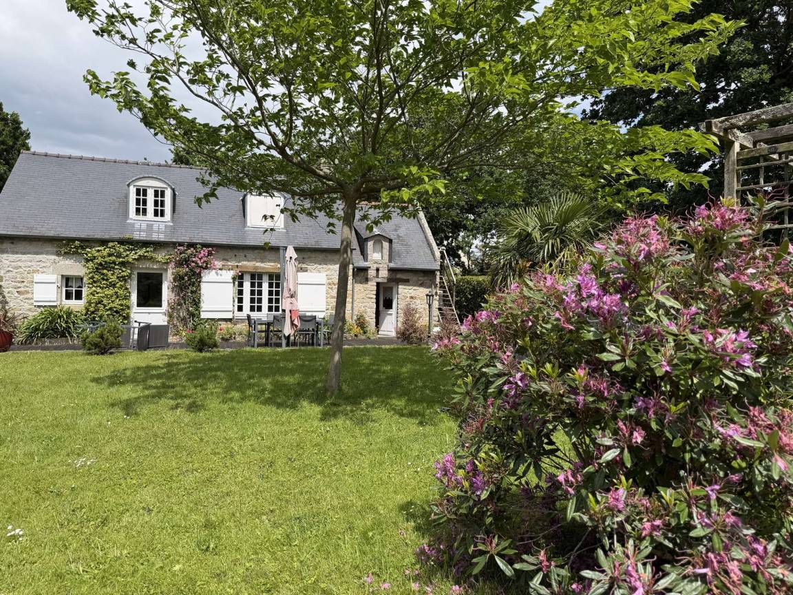 100 M² House ∙ 2 Bedrooms ∙ 5 Guests - Bénodet