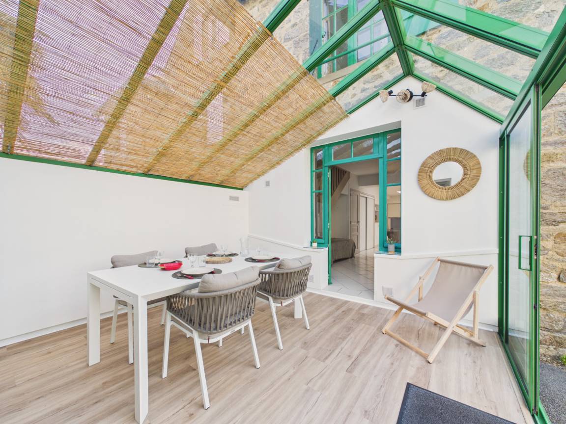 76 M² House ∙ 2 Bedrooms ∙ 4 Guests - Dinard