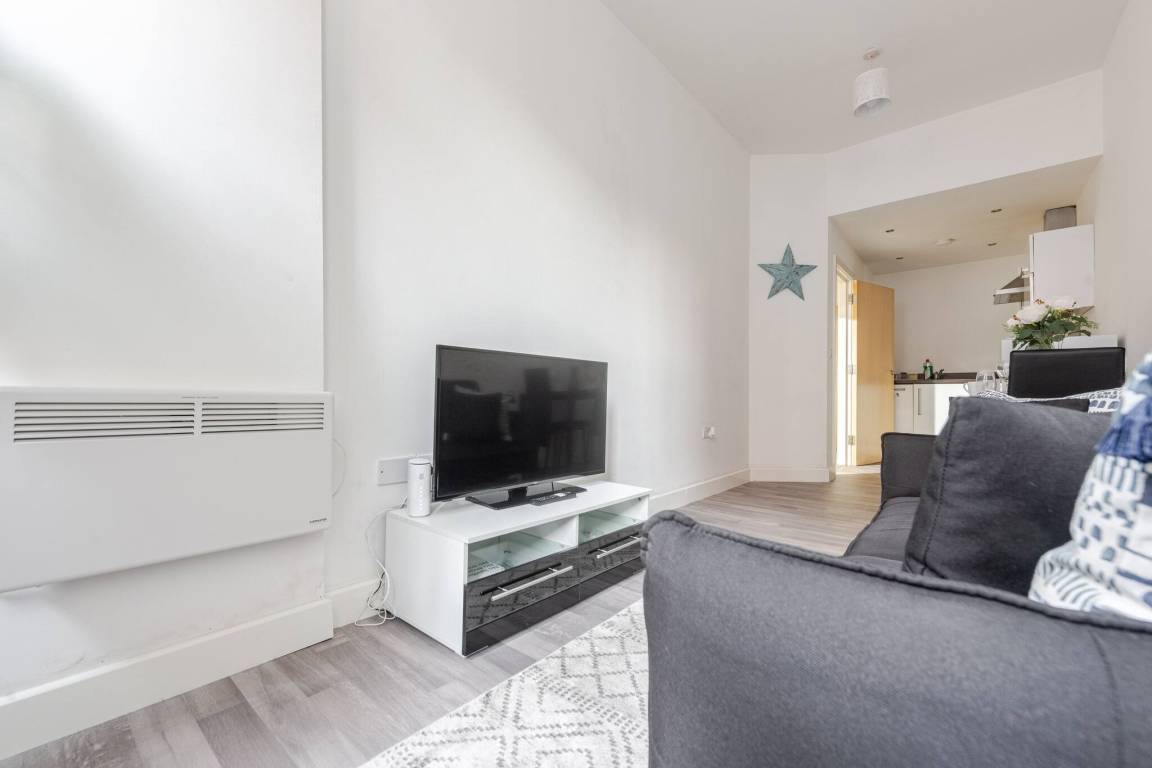 67 M² Ferienwohnung ∙ 2 Schlafzimmer ∙ 2 Gäste - Leicester