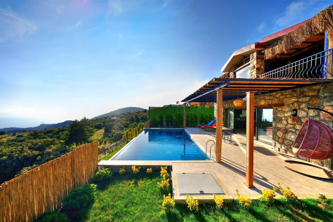 120 M² Villa ∙ 2 Bedrooms ∙ 4 Guests - Hisarönü