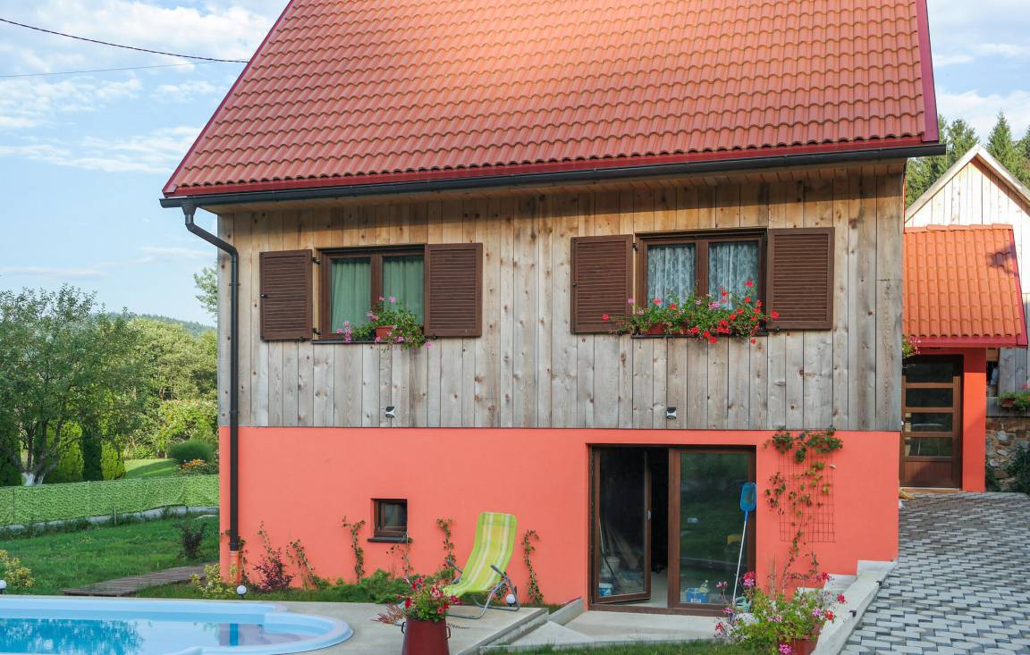 140 M² House ∙ 3 Bedrooms ∙ 6 Guests - Osilnica