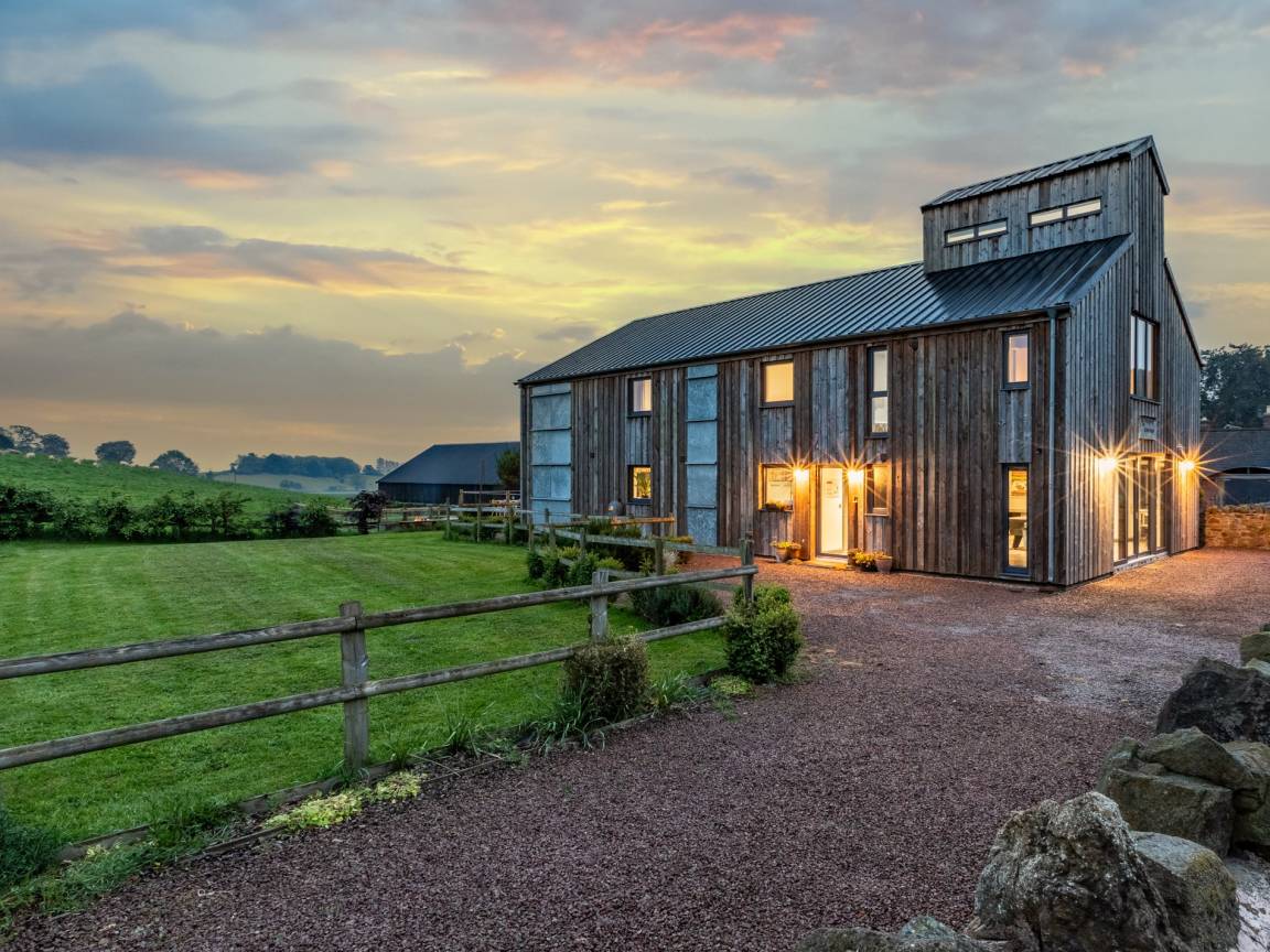 Cottage ∙ 5 Bedrooms ∙ 13 Guests - Herefordshire
